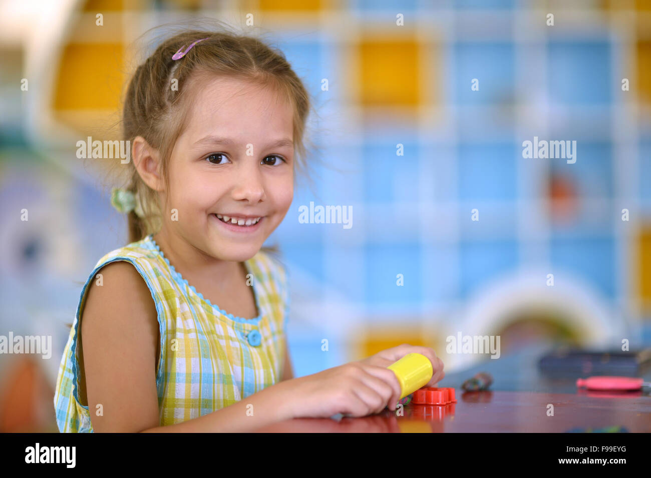 little girl playing Stock Photo - Alamy
