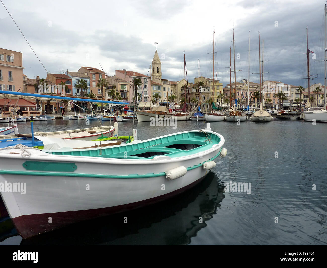Green boat at Sanary-sur-mer, France Stock Photo - Alamy
