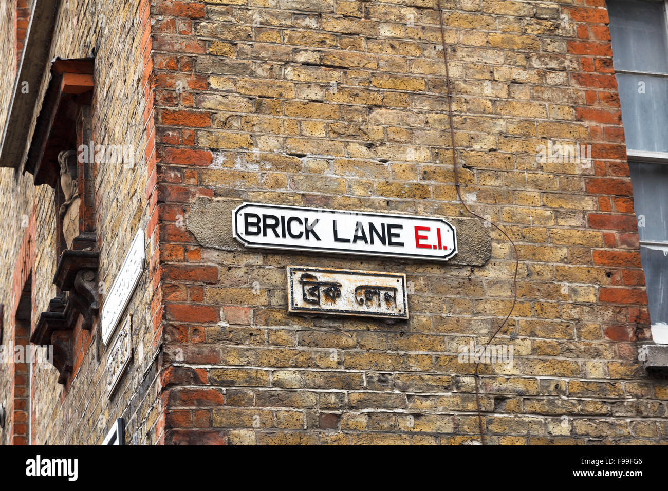 Brick Lane Street Sign Tower Stock Photos & Brick Lane Street Sign ...