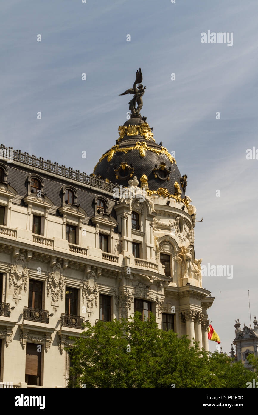Metropolis building facade located at Madrid, Spain Stock Photo - Alamy