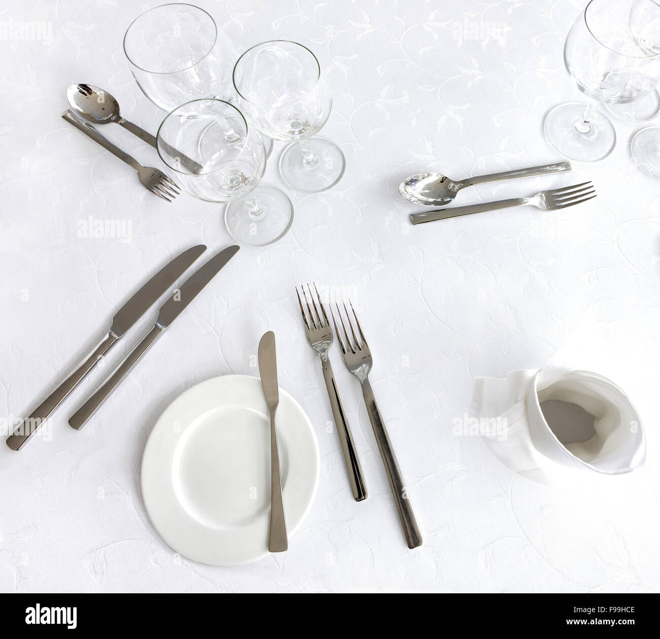 Dishware on a table Stock Photo - Alamy