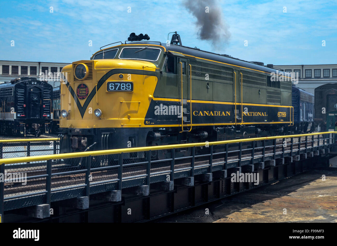 Streamliner hi-res stock photography and images - Alamy