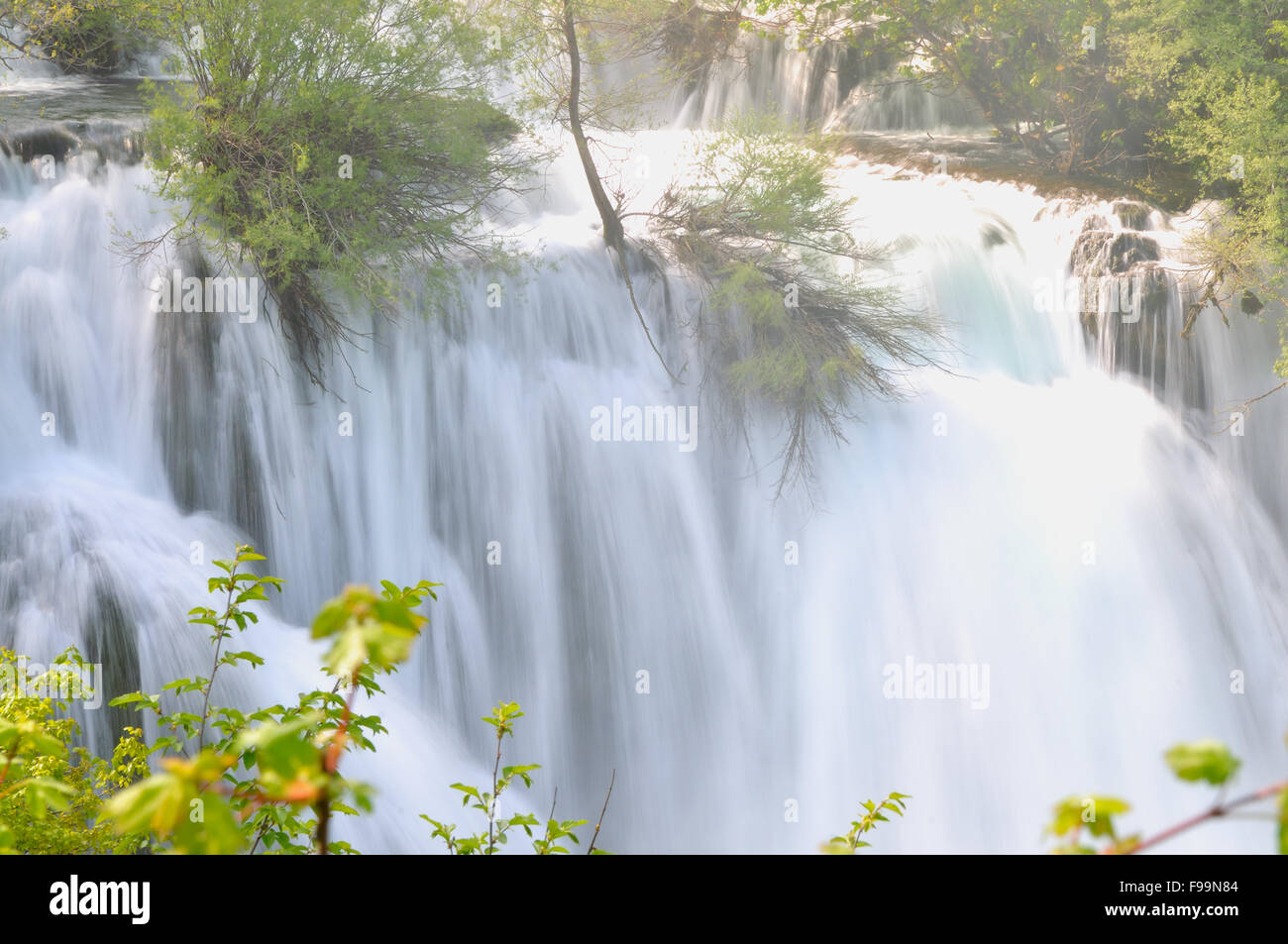 Spring seasson hi-res stock photography and images - Alamy