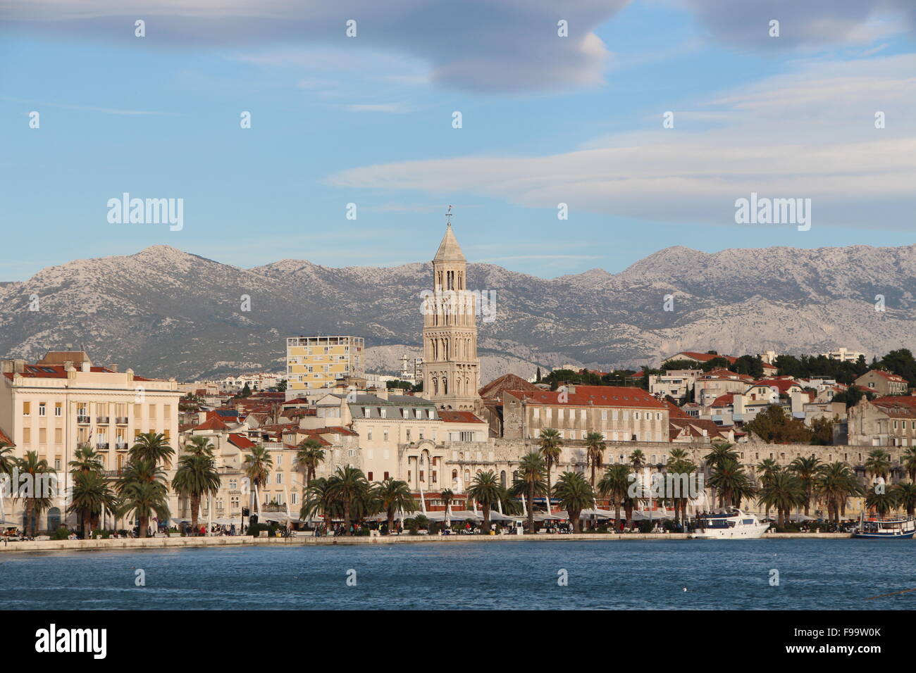 Split city hi-res stock photography and images - Alamy
