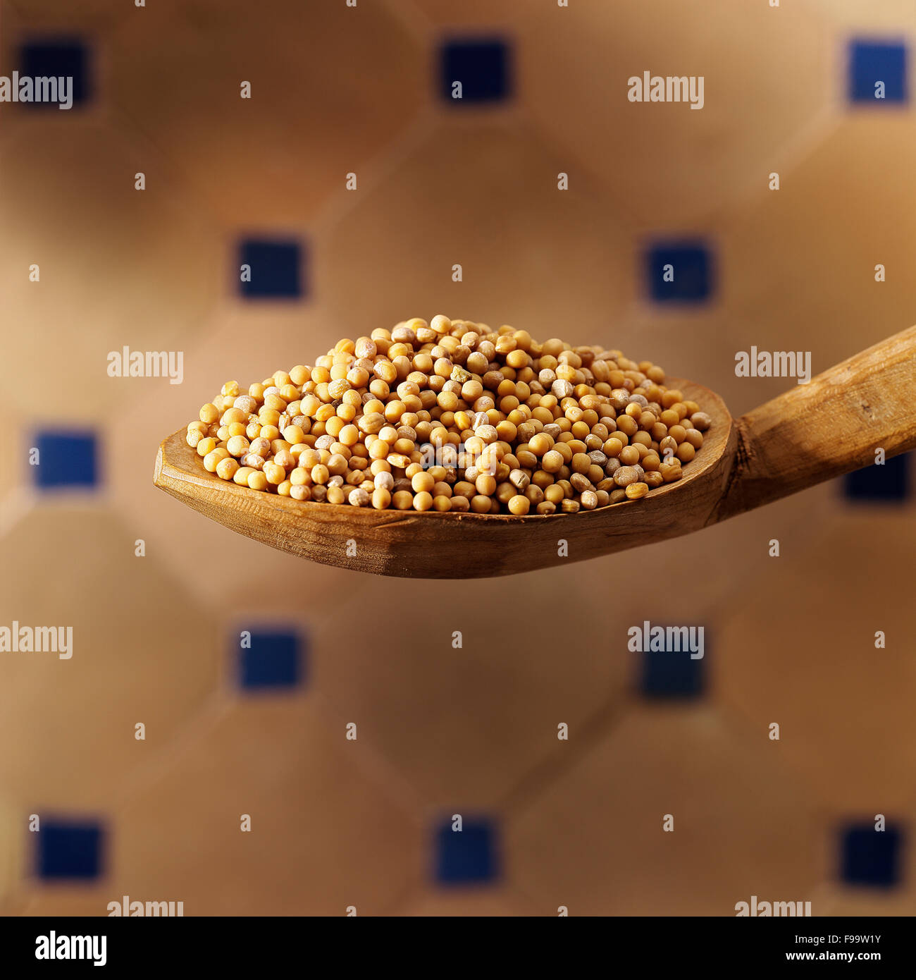 Moutarde grains hi-res stock photography and images - Alamy