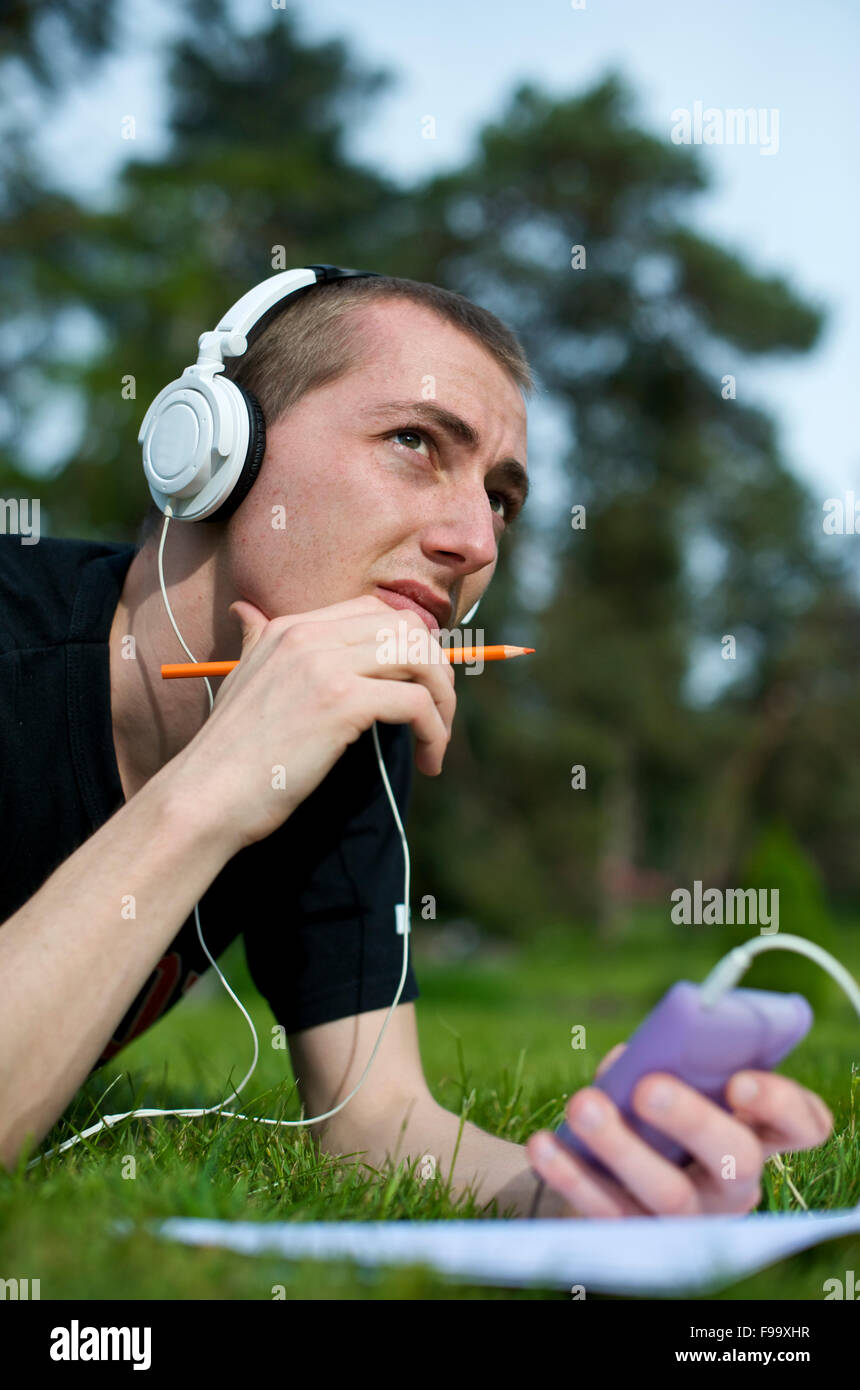 Listen do the music Stock Photo - Alamy