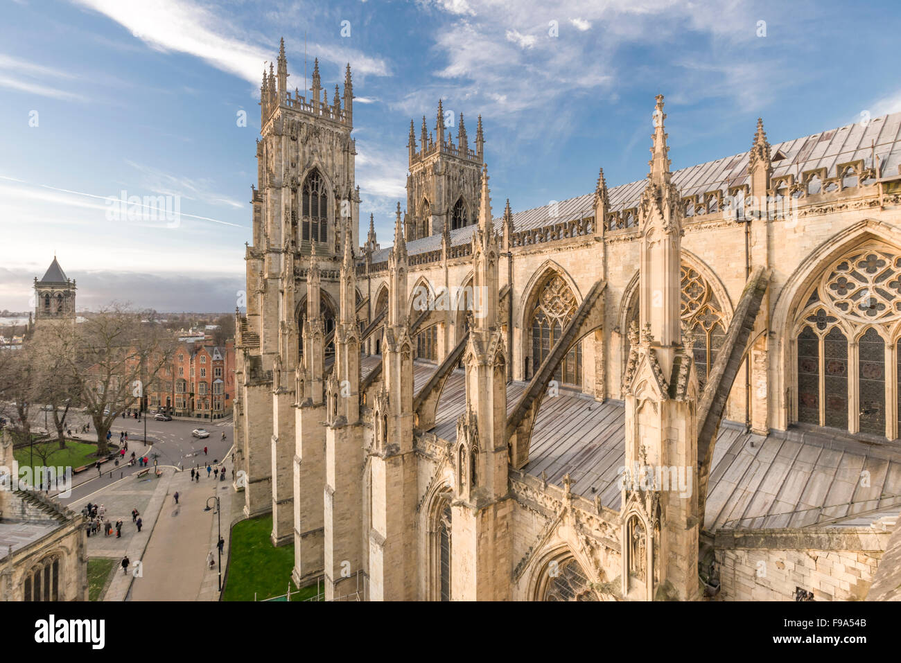 York Minster bell towers and flying buttresses Stock Photo - Alamy