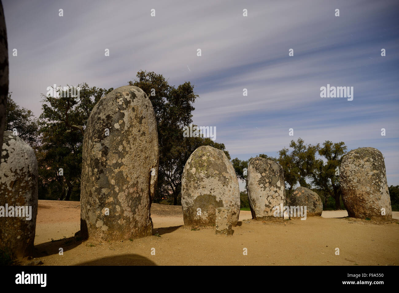 Cromlech hi-res stock photography and images - Alamy