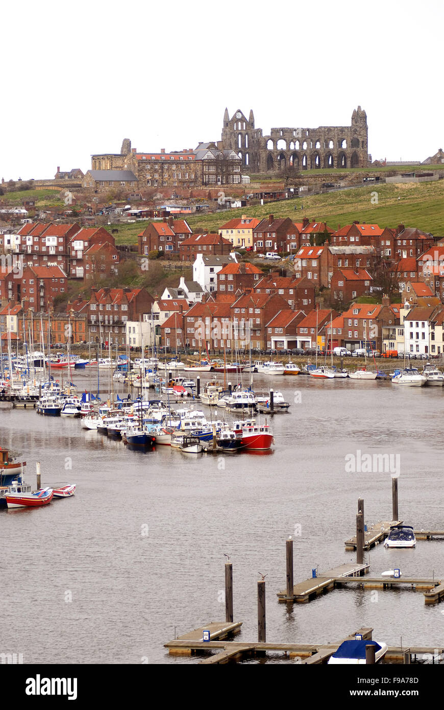Whitby marina hi-res stock photography and images - Alamy