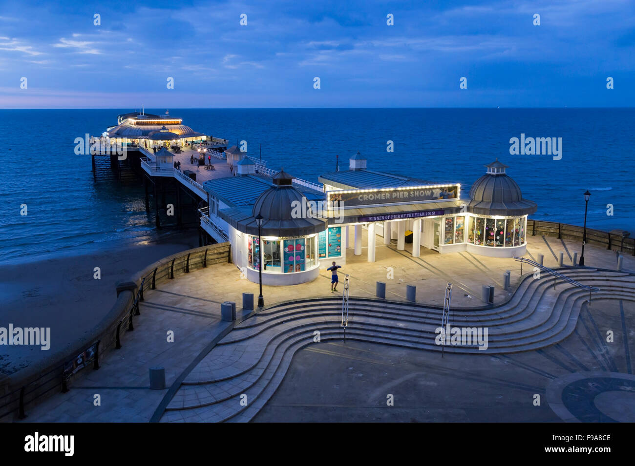 Coastal town at night hi-res stock photography and images - Alamy