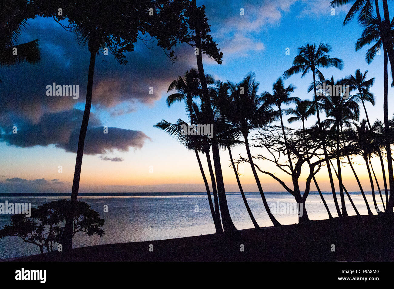 Stunning sunset at the tropical paradise of Yanuca Island,Coral Coast ...