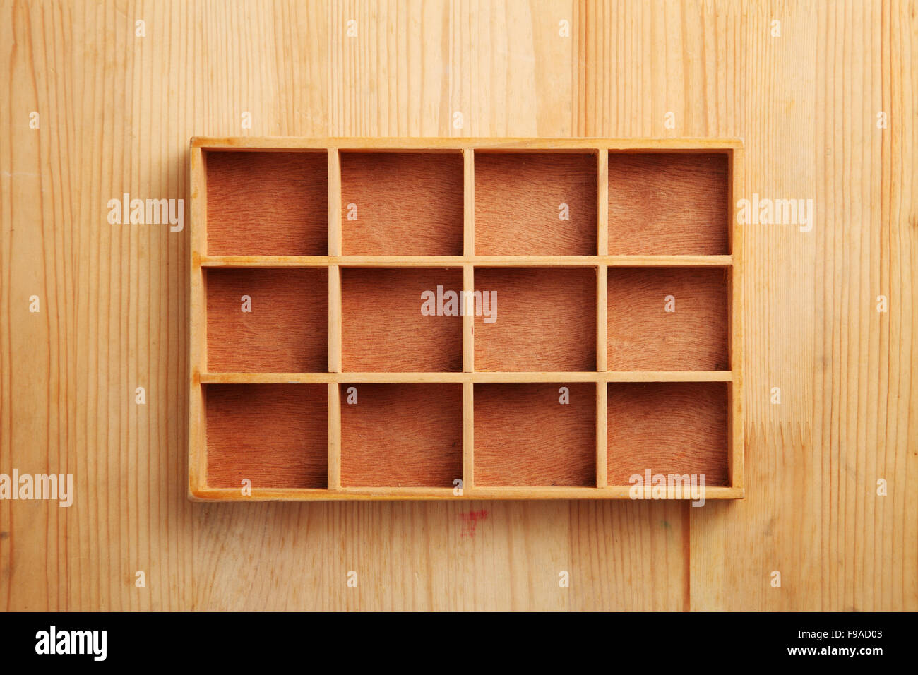 Wooden box template hi-res stock photography and images - Alamy