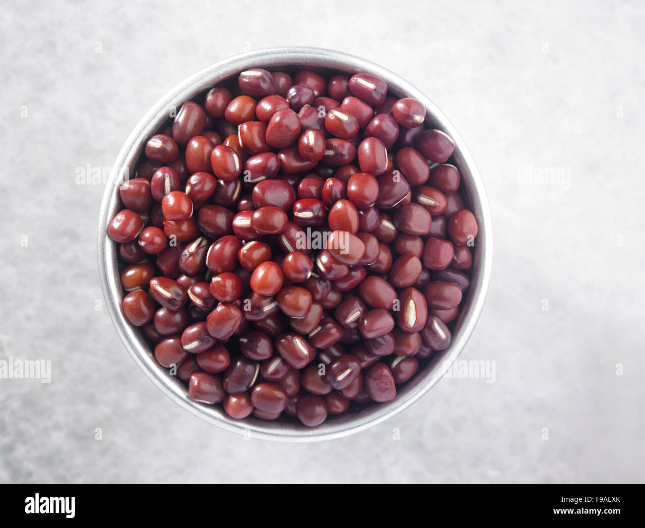top view of red bean in a round container Stock Photo - Alamy
