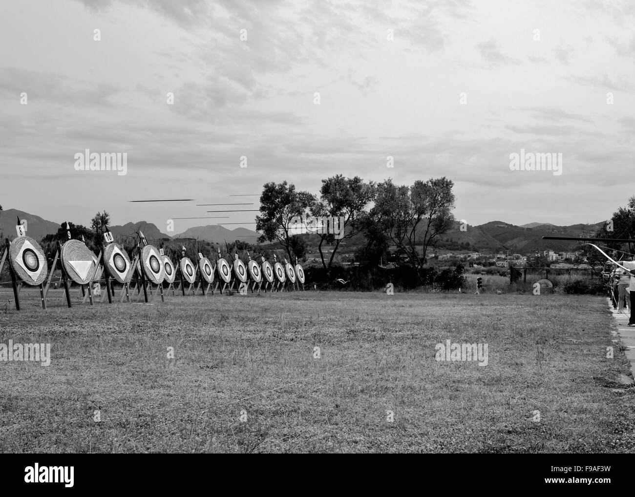 Arrows during arch competition Stock Photo - Alamy