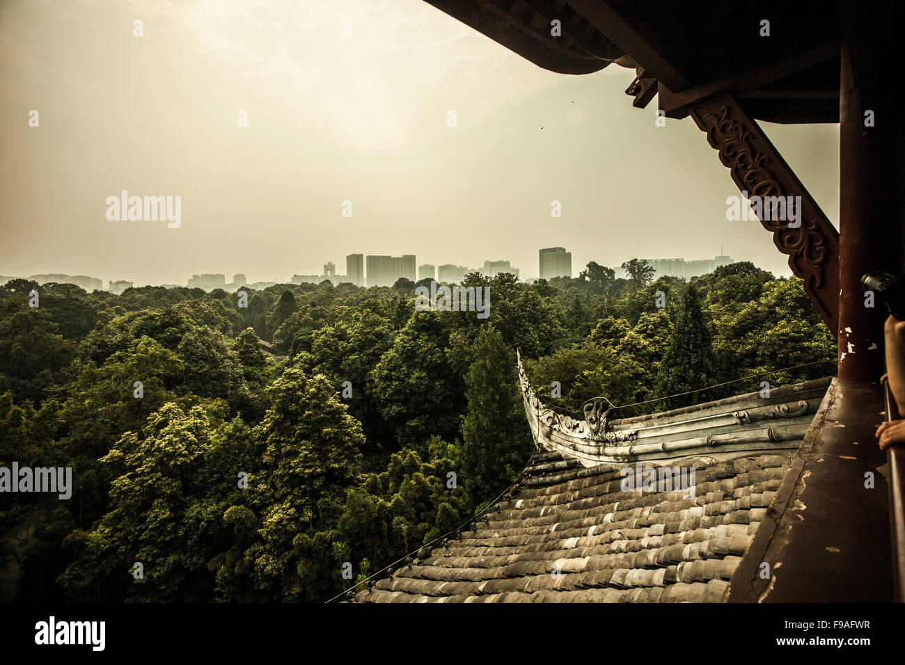 Chengdu skyline hi-res stock photography and images - Alamy
