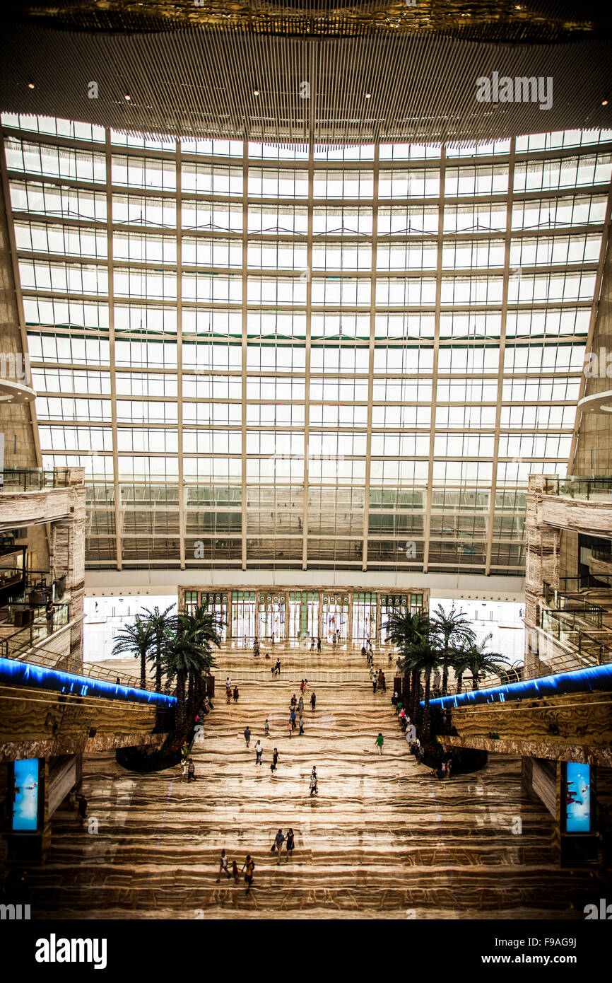 Inside the world's largest building Stock Photo - Alamy