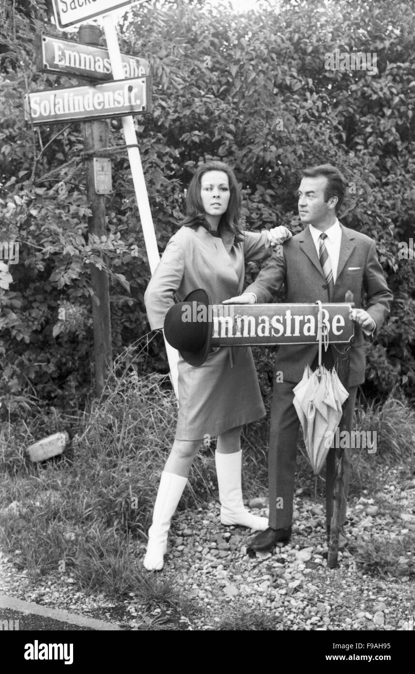 Deutsche Schauspielerin Friedel Frank mit Helli Pagel, Deutschland ...