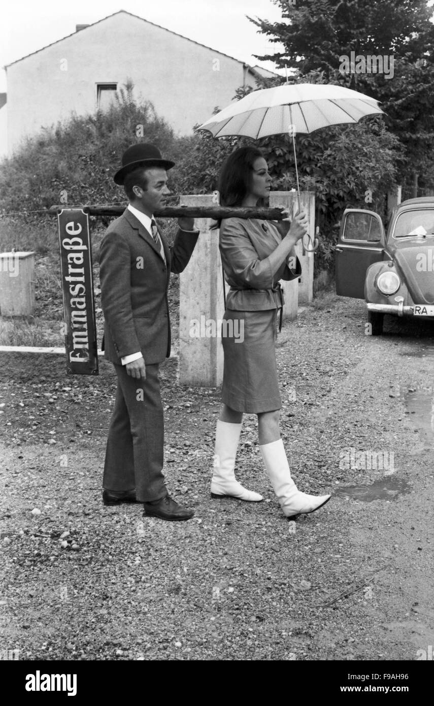 Deutsche Schauspielerin Friedel Frank mit Helli Pagel, Deutschland ...