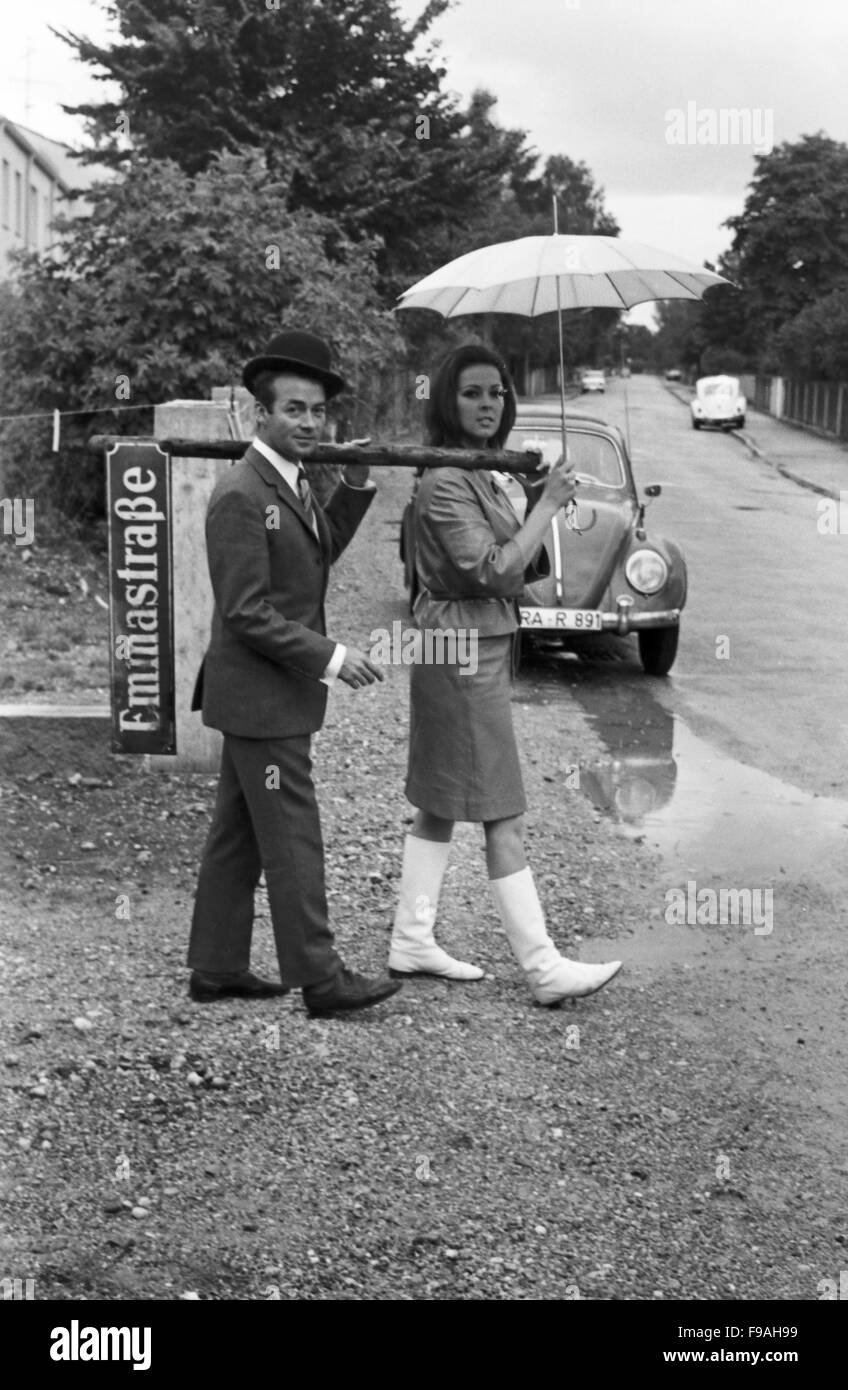 Deutsche Schauspielerin Friedel Frank mit Helli Pagel, Deutschland ...