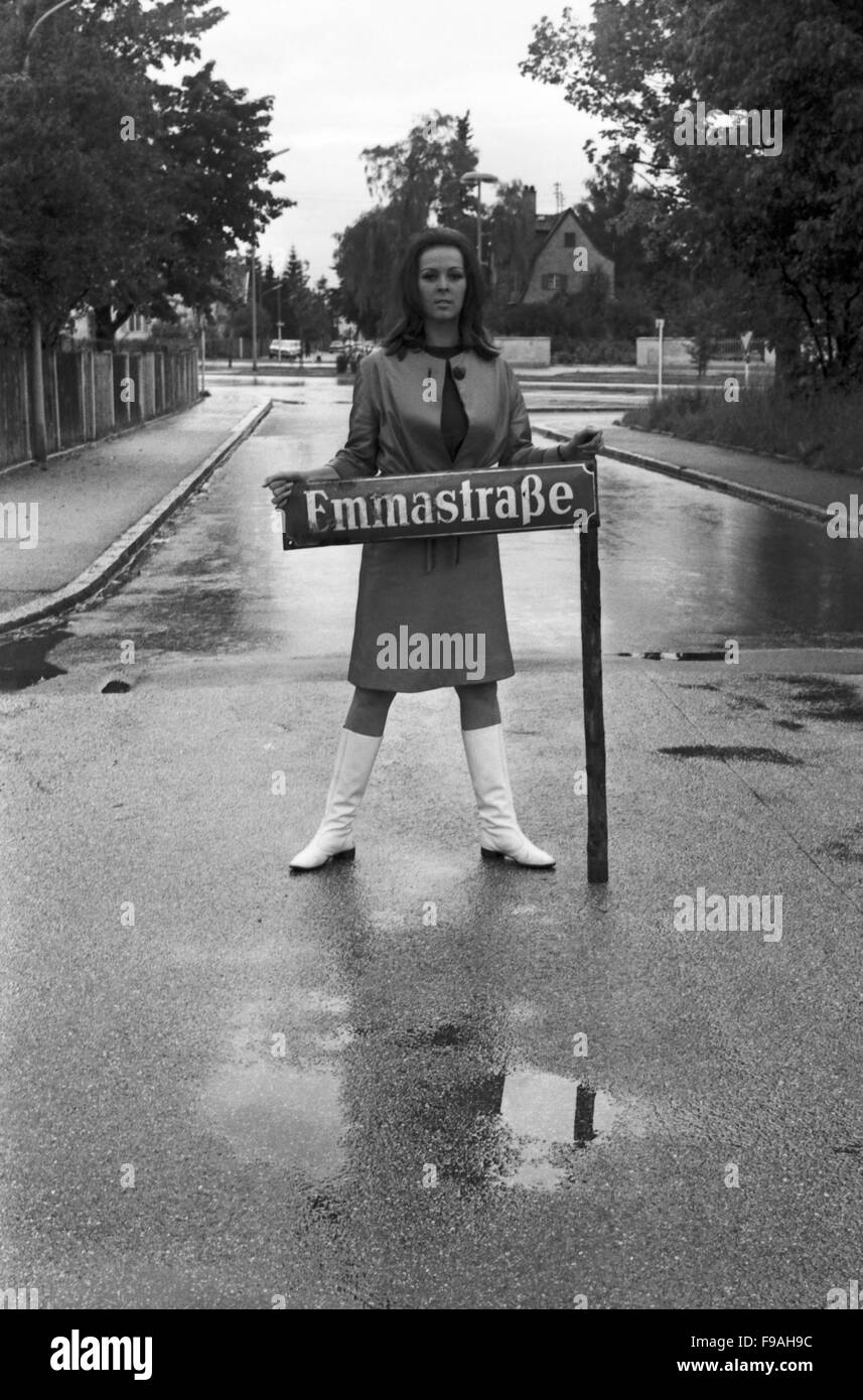 Deutsche Schauspielerin Friedel Frank mit Helli Pagel, Deutschland ...