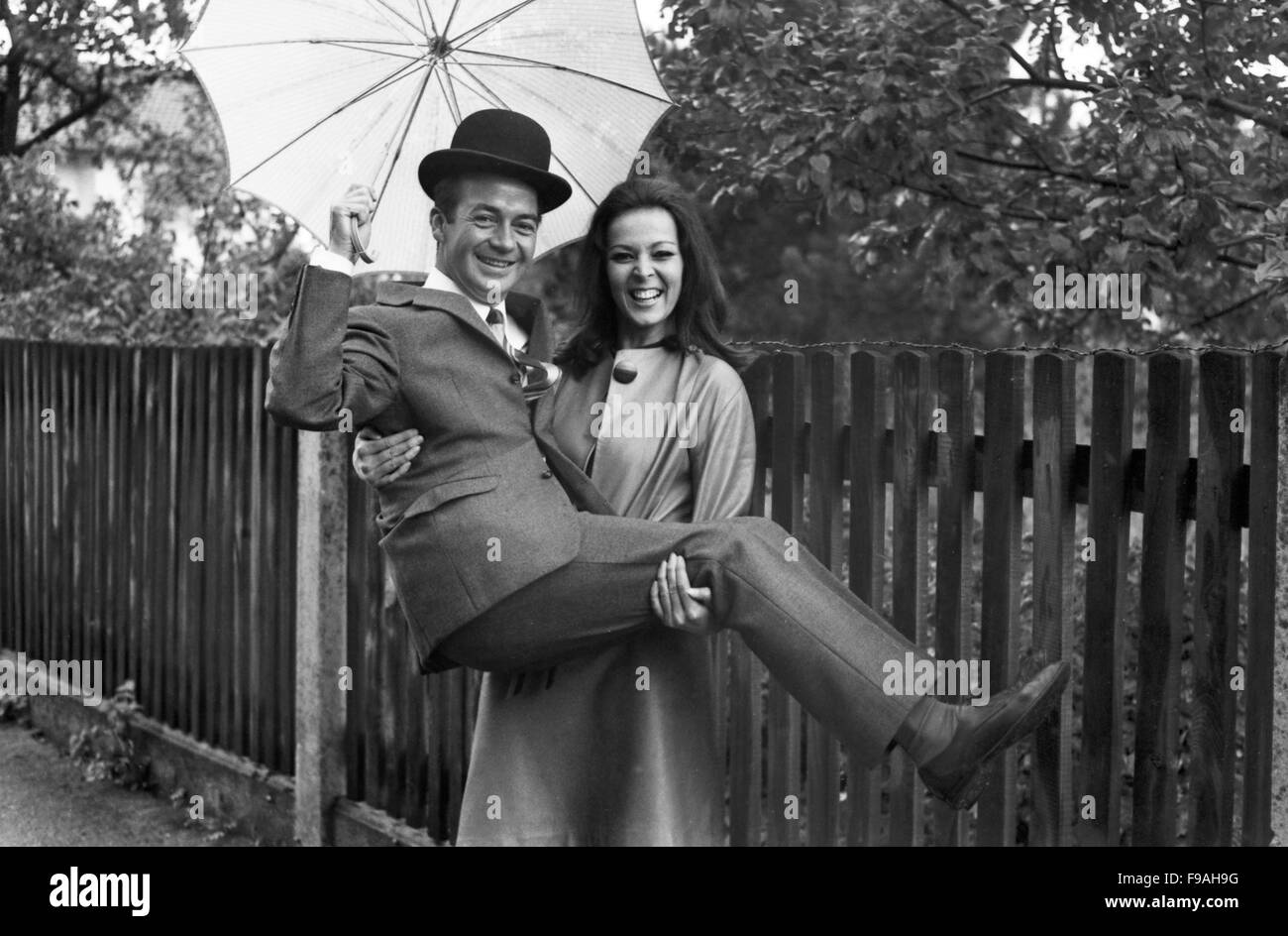 Model emma Black and White Stock Photos & Images - Alamy