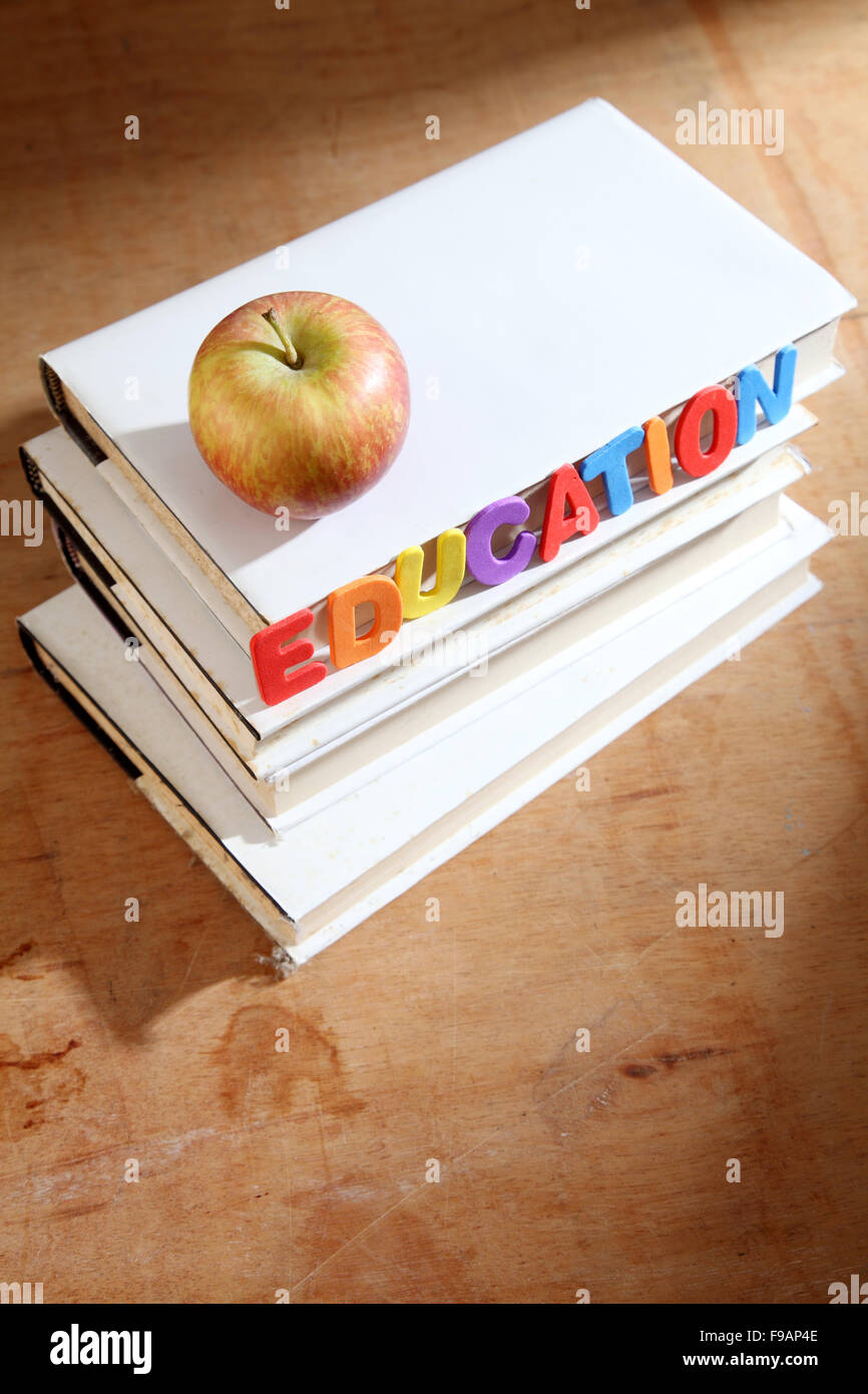 Front of book hi-res stock photography and images - Alamy