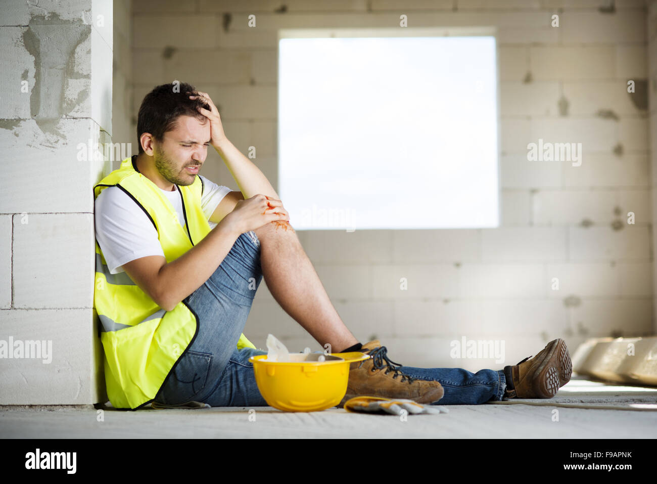 Construction worker break hi-res stock photography and images - Alamy
