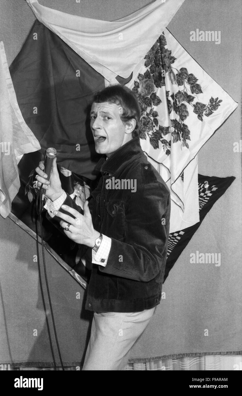 Der Sänger Jay Walker in München, Deutschland 1960er Jahre. Singer Jay ...