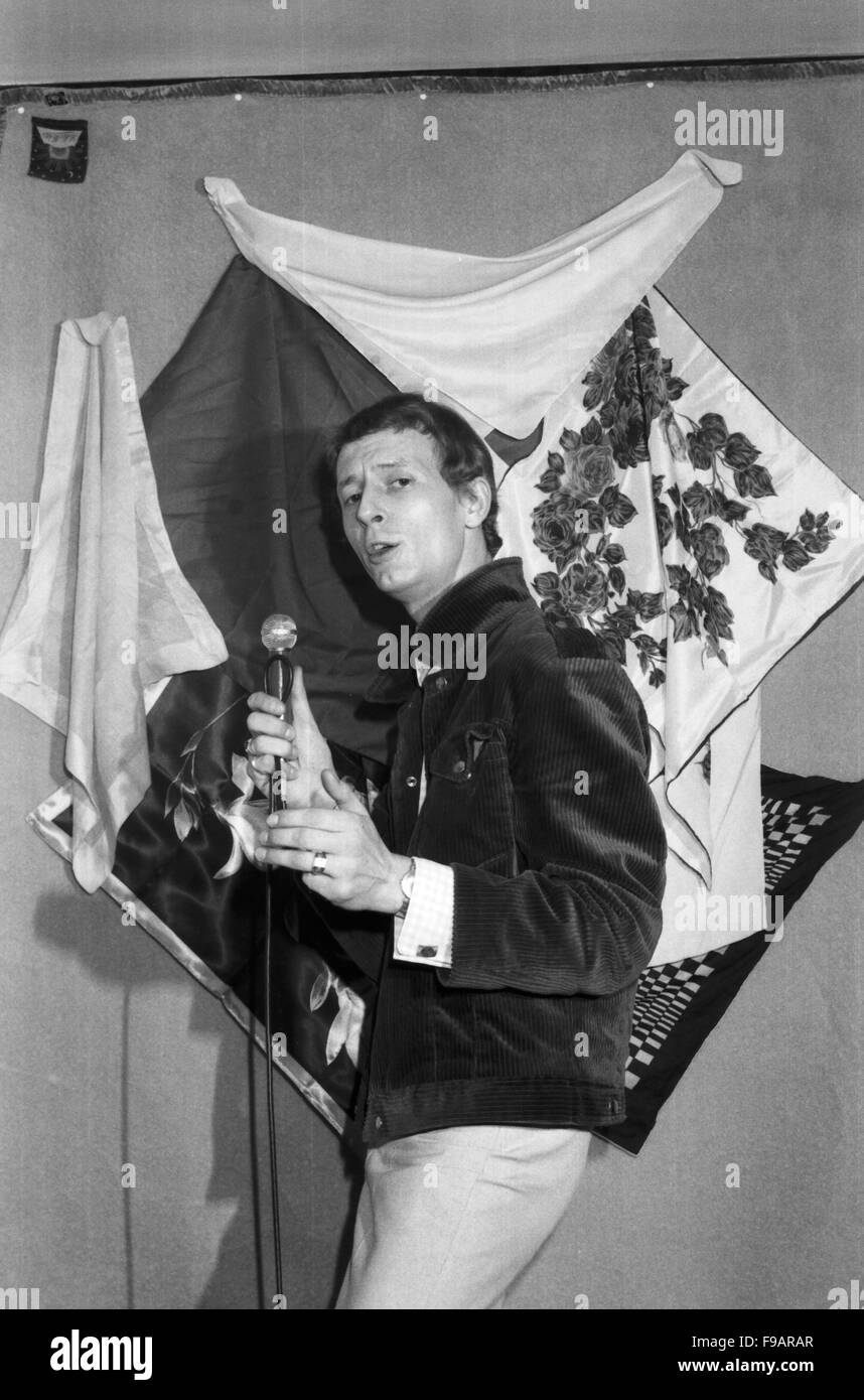 Der Sänger Jay Walker in München, Deutschland 1960er Jahre. Singer Jay ...