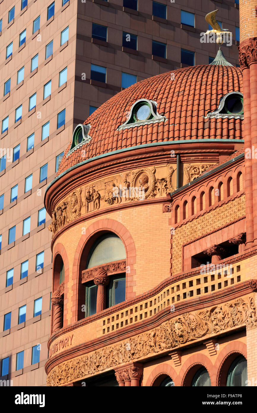 The Barnum Museum & People's United Bank, Bridgeport, Connecticut, USA ...