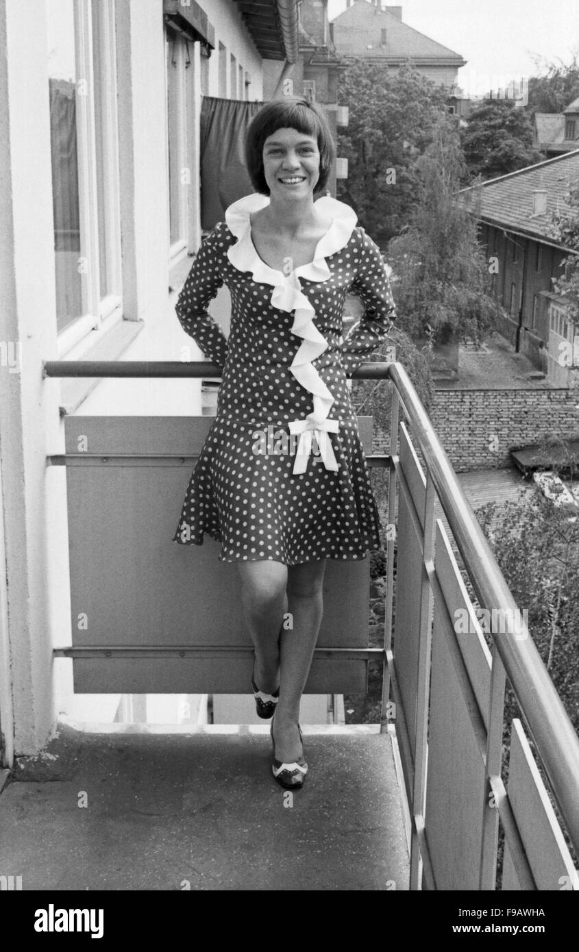 Frau Dorothea Steinborn, Deutschland 1960er Jahre. Mrs Dorothea ...