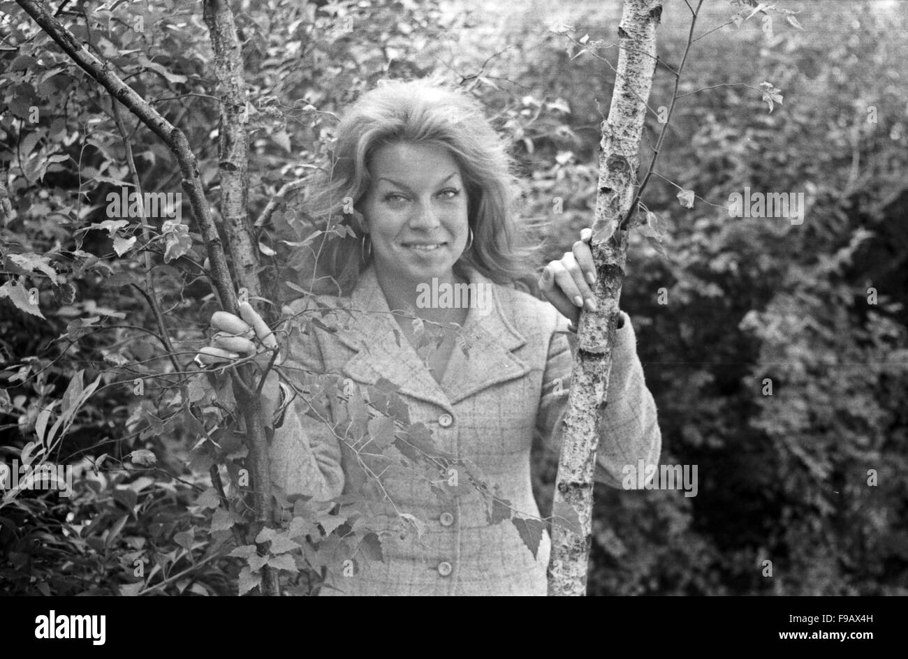 Deutsche Sängerin Germaine Busset, Deutschland 1960er Jahre. German ...