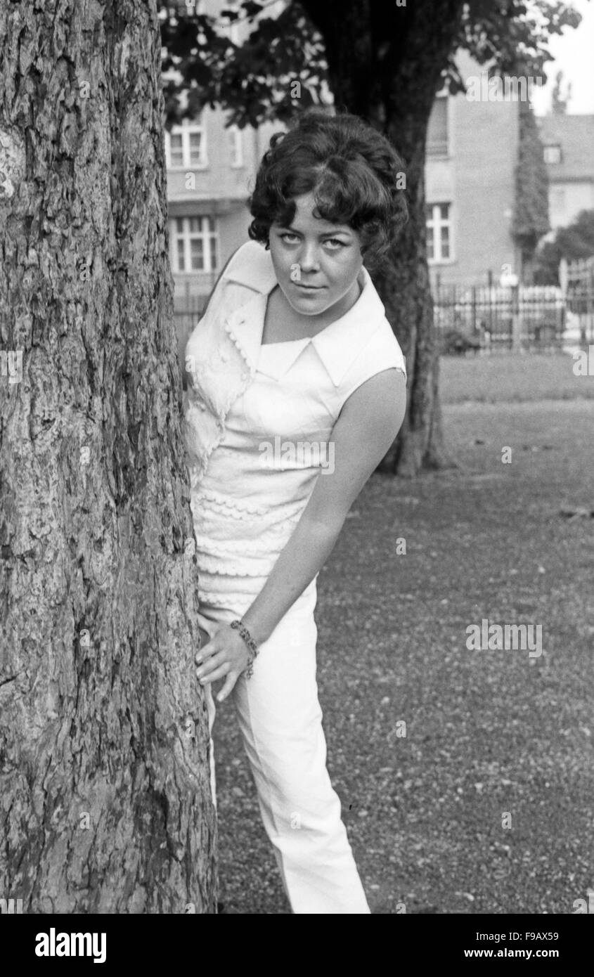 Fotomodell Christel Meyer, Deutschland 1960er Jahre. Model Christel ...