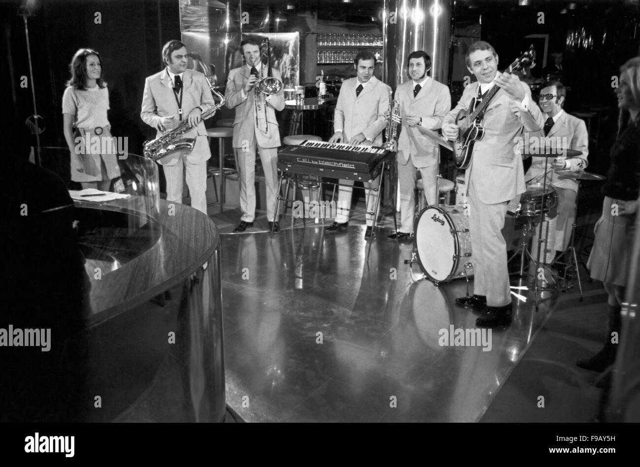 1960s stage actors hi-res stock photography and images - Alamy