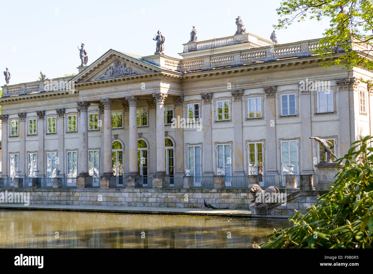 The Lazienki palace in Lazienki Park, Warsaw. Lazienki Krolewskie Stock ...
