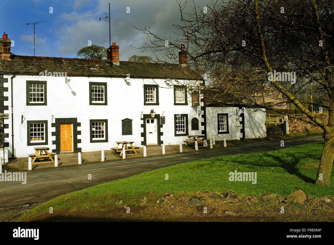 Chamley arms hi-res stock photography and images - Alamy