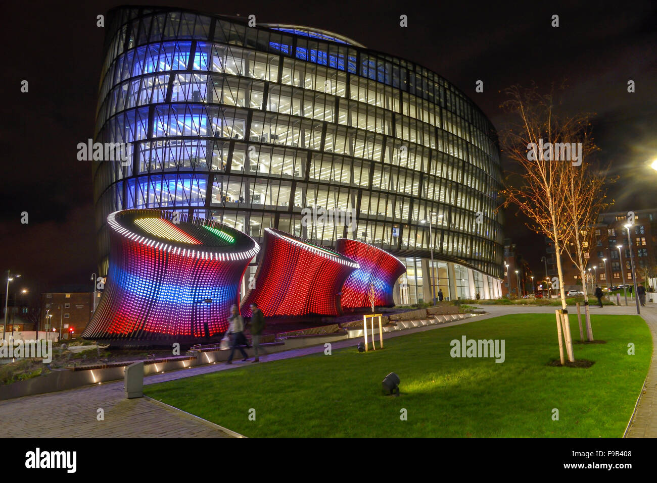 One angel square manchester hi-res stock photography and images - Alamy