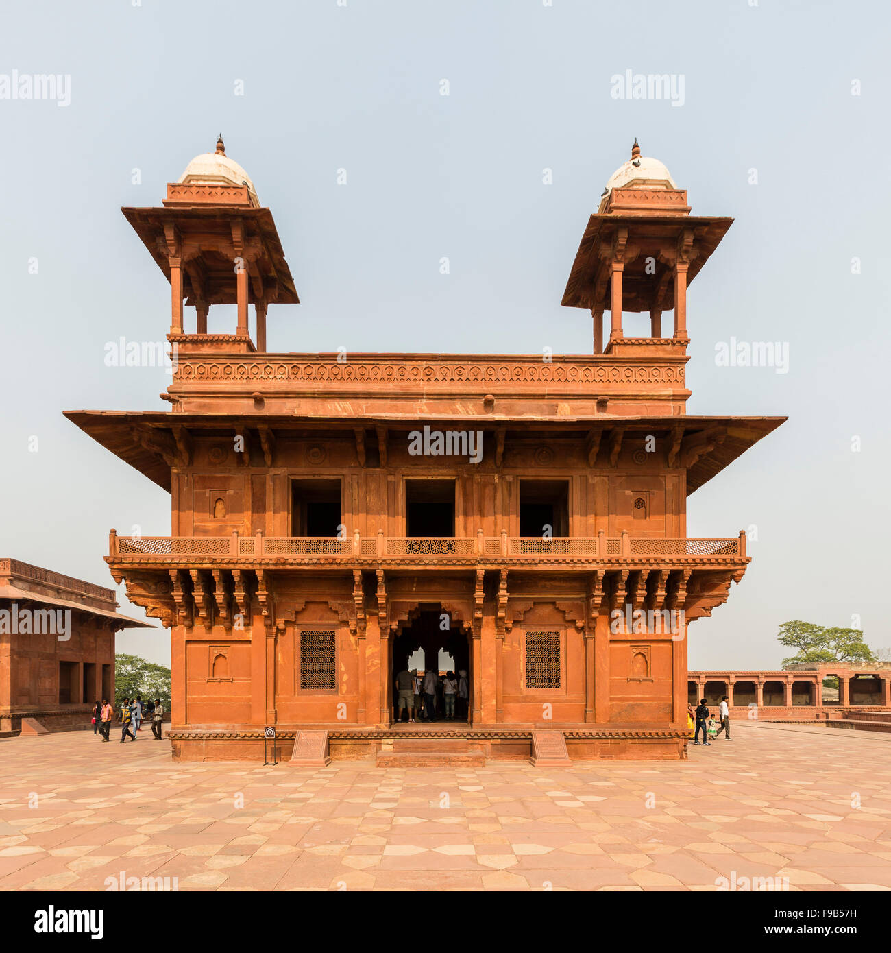 The beautifully preserved red sandstone city of Fatepuhr Sikri in Agra ...