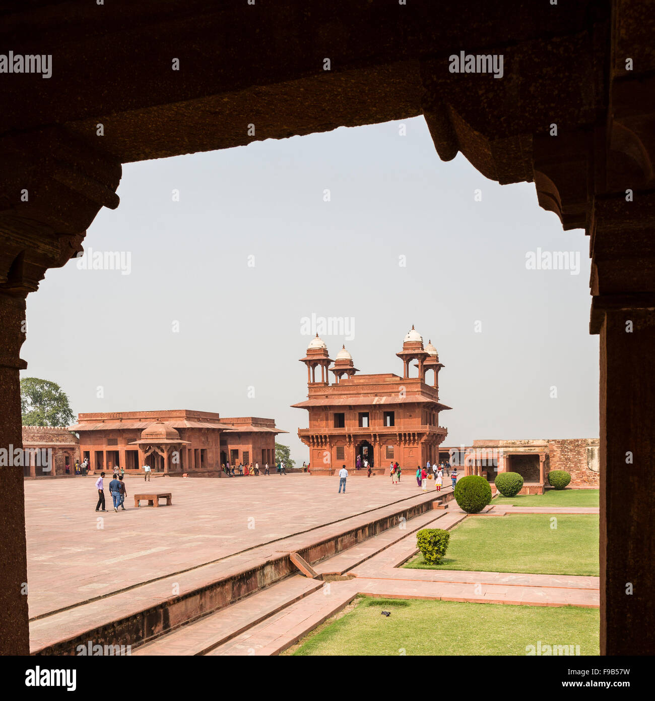 The beautifully preserved red sandstone city of Fatepuhr Sikri in Agra ...