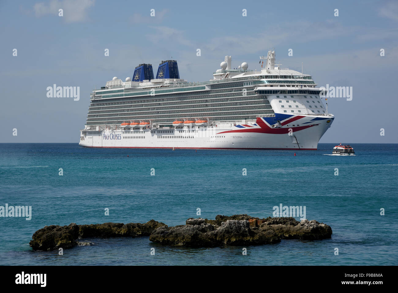 Britannia cruise ship hi-res stock photography and images - Alamy