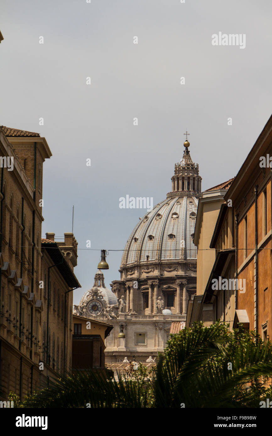 Basilica di San Pietro, Rome Italy Stock Photo - Alamy