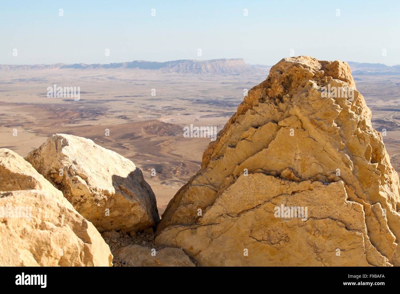 Israel Negev The Ramon Crater The Ramon Crater is the world's largest ...