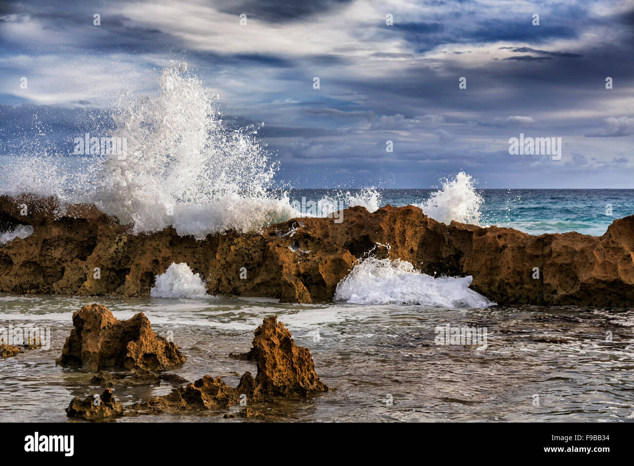 Wave breaker rocks hi-res stock photography and images - Alamy