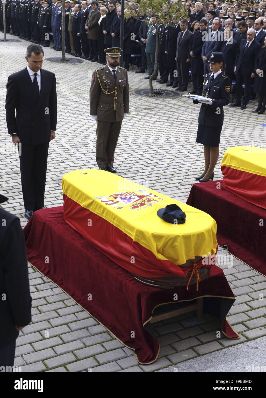 Madrid, Spain. 15th Dec, 2015. King Felipe VI of Spain, Queen Letizia ...