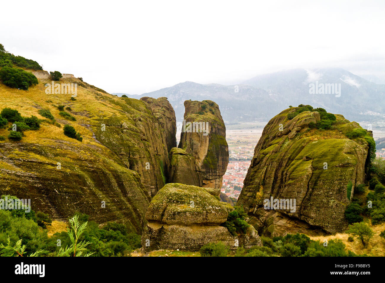 Meteora cliffs and monasteries Stock Photo - Alamy