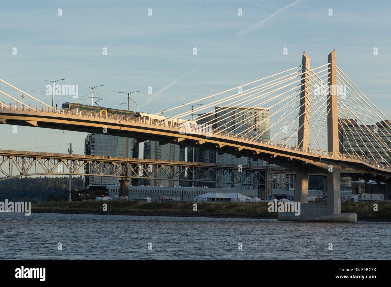 Tilikum Bridge Crossing Portland OR Stock Photo - Alamy