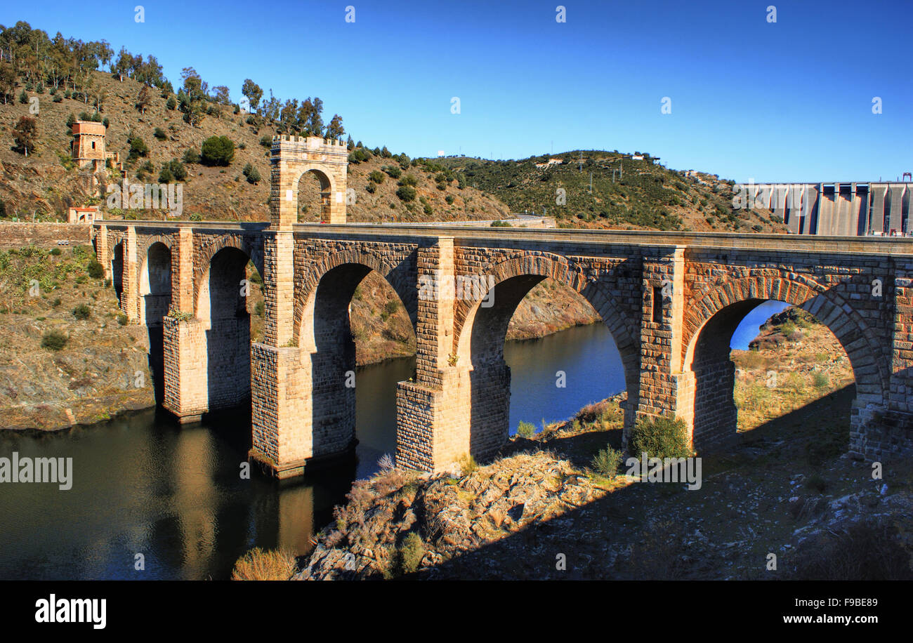 Roman bridge of alcantara hi-res stock photography and images - Alamy