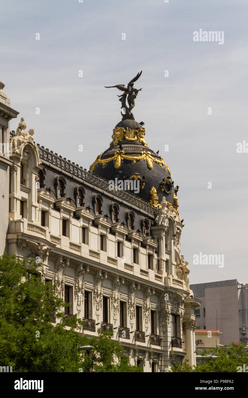 Metropolis building facade located at Madrid, Spain Stock Photo - Alamy