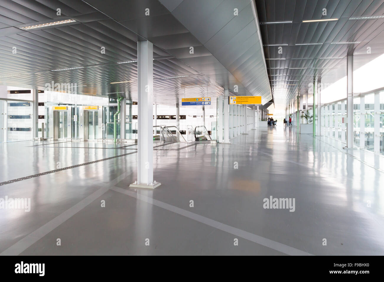 Passageway access to parking payment area, covered parking, Terminal 3 ...
