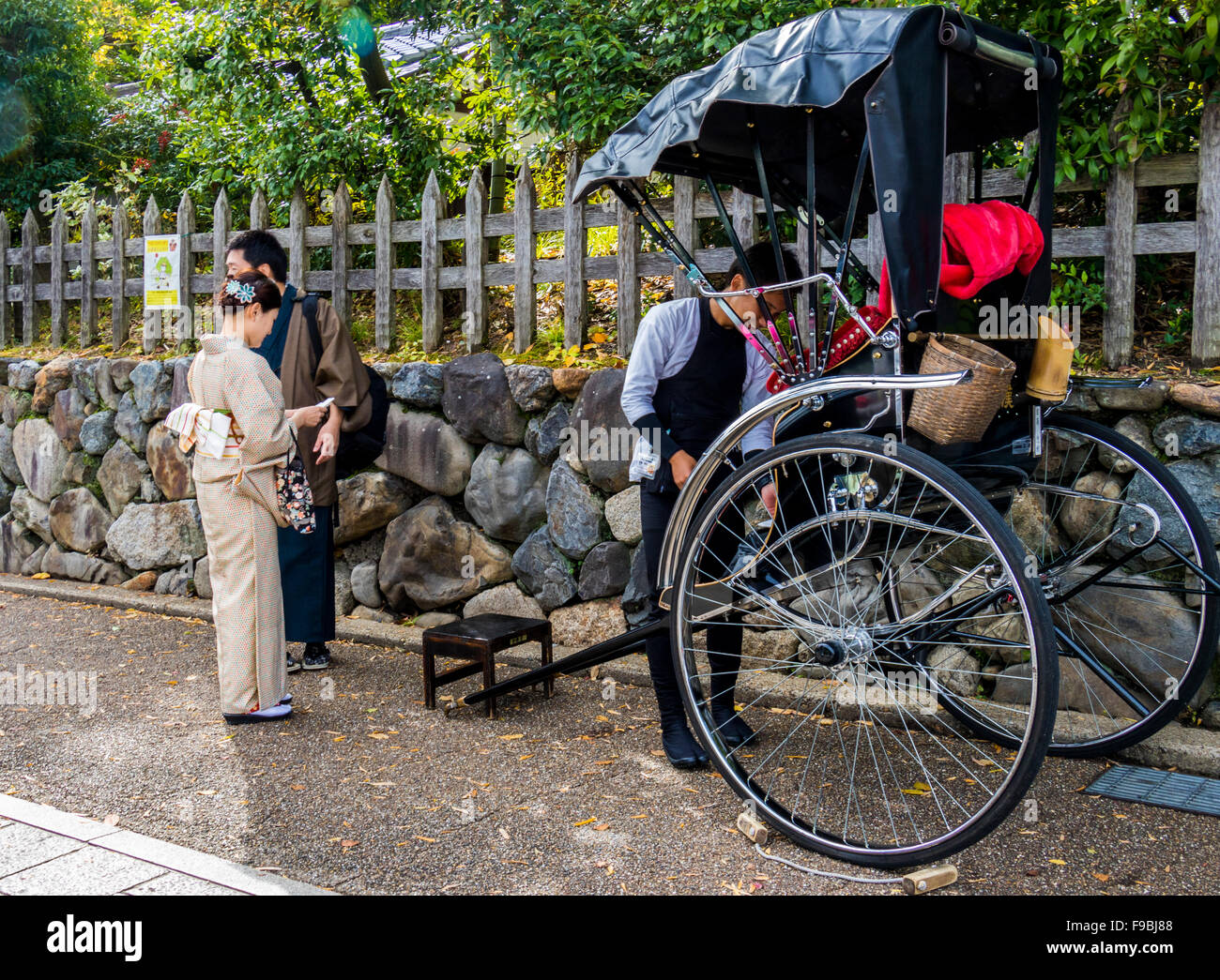 Hooded groups hi-res stock photography and images - Alamy